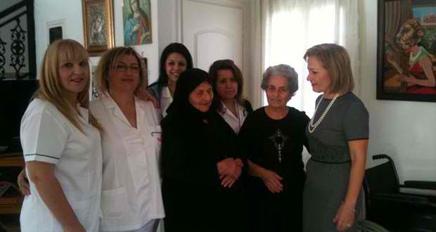 ΚΟΙΝΩΝΙΚΗ ΠΡΟΣΦΟΡΑ ΑΠΟ ΝΟΣΗΛΕΥΤΡΙΕΣ ΤΟΥ ΕΡΥΘΡΟΥ ΣΤΑΥΡΟΥ - Medical Time